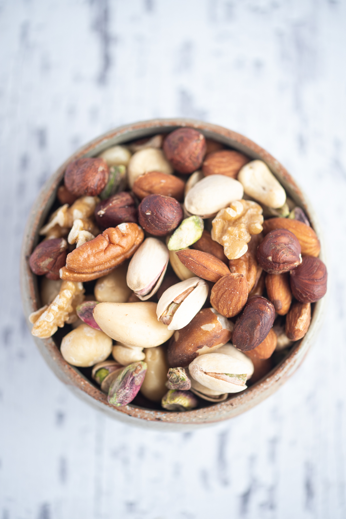 New umbrella review: Nuts linked with major health benefits - Nuts for ...