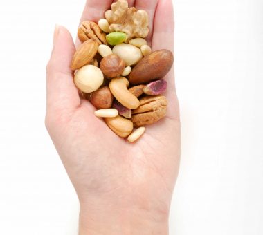 What does a 30g serve of nuts look like? - Nuts for Life | Australian ...